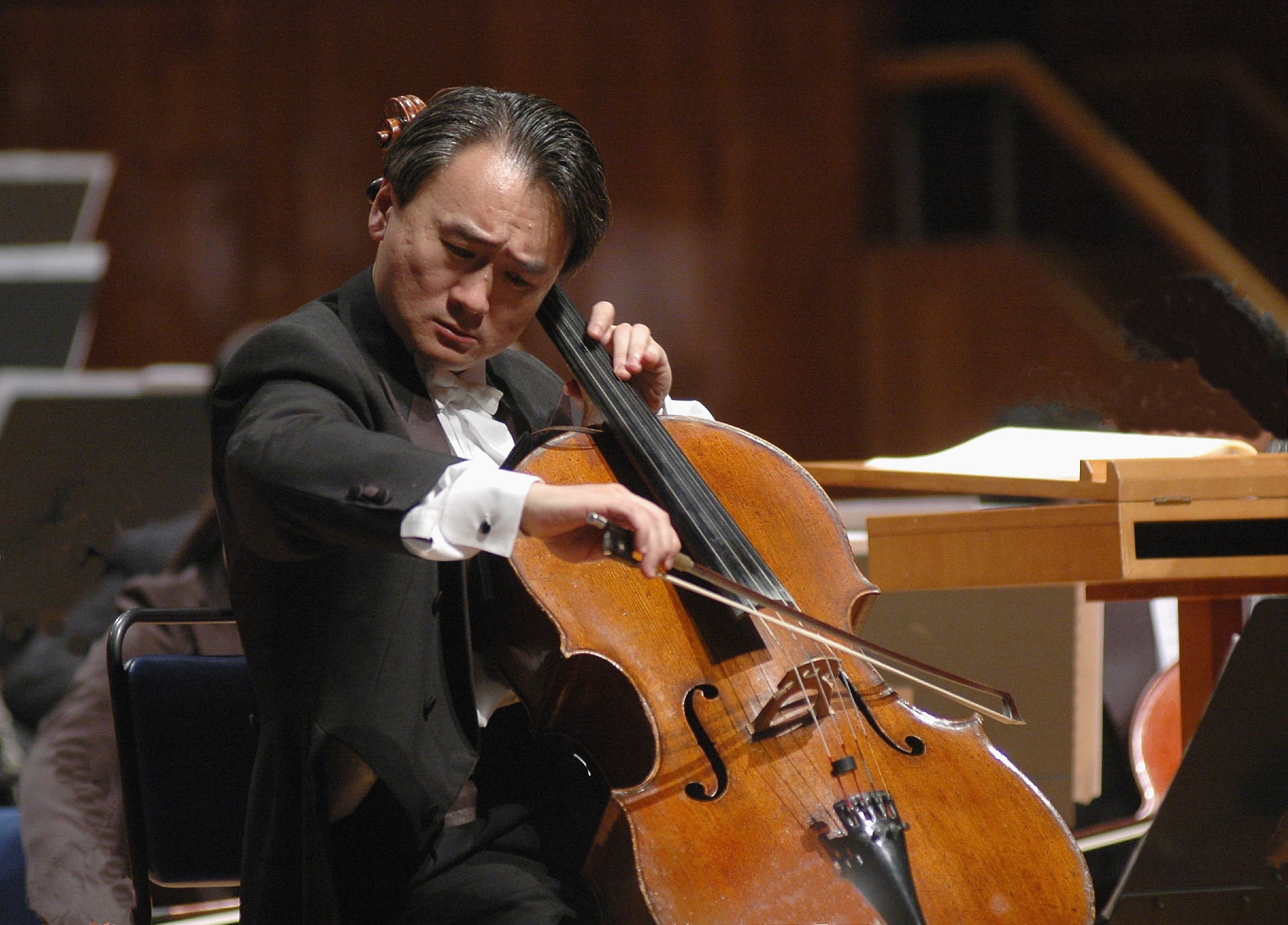 Cellist Jian Wang eager for his downtown debut with the CSO | Chicago Symphony Orchestra